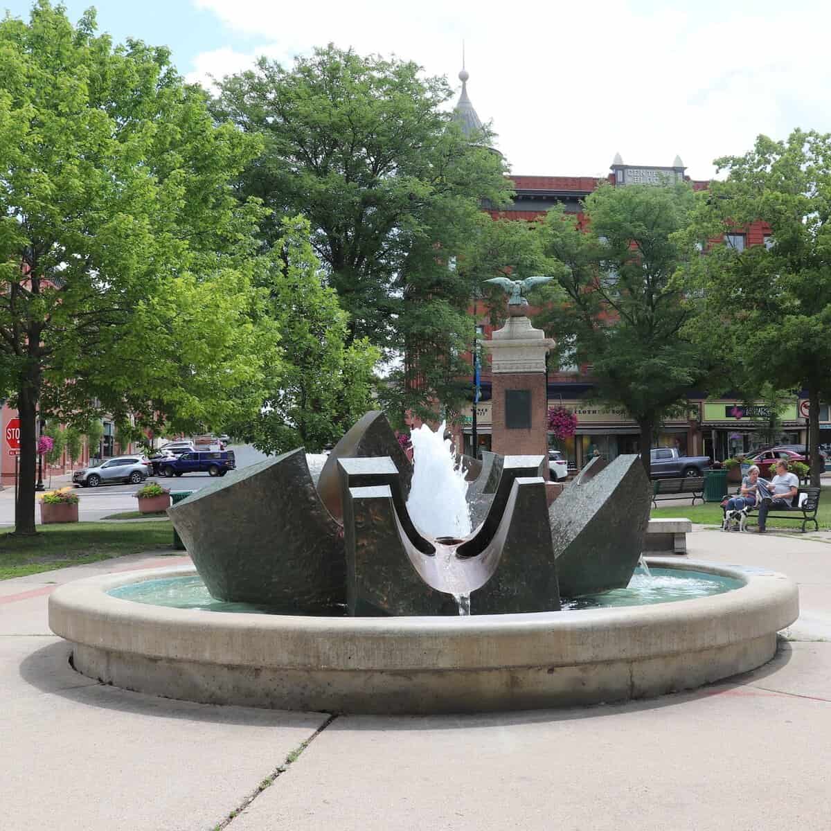 Bridge Square Fountain set to Undergo Conservation Treatment Starting ...